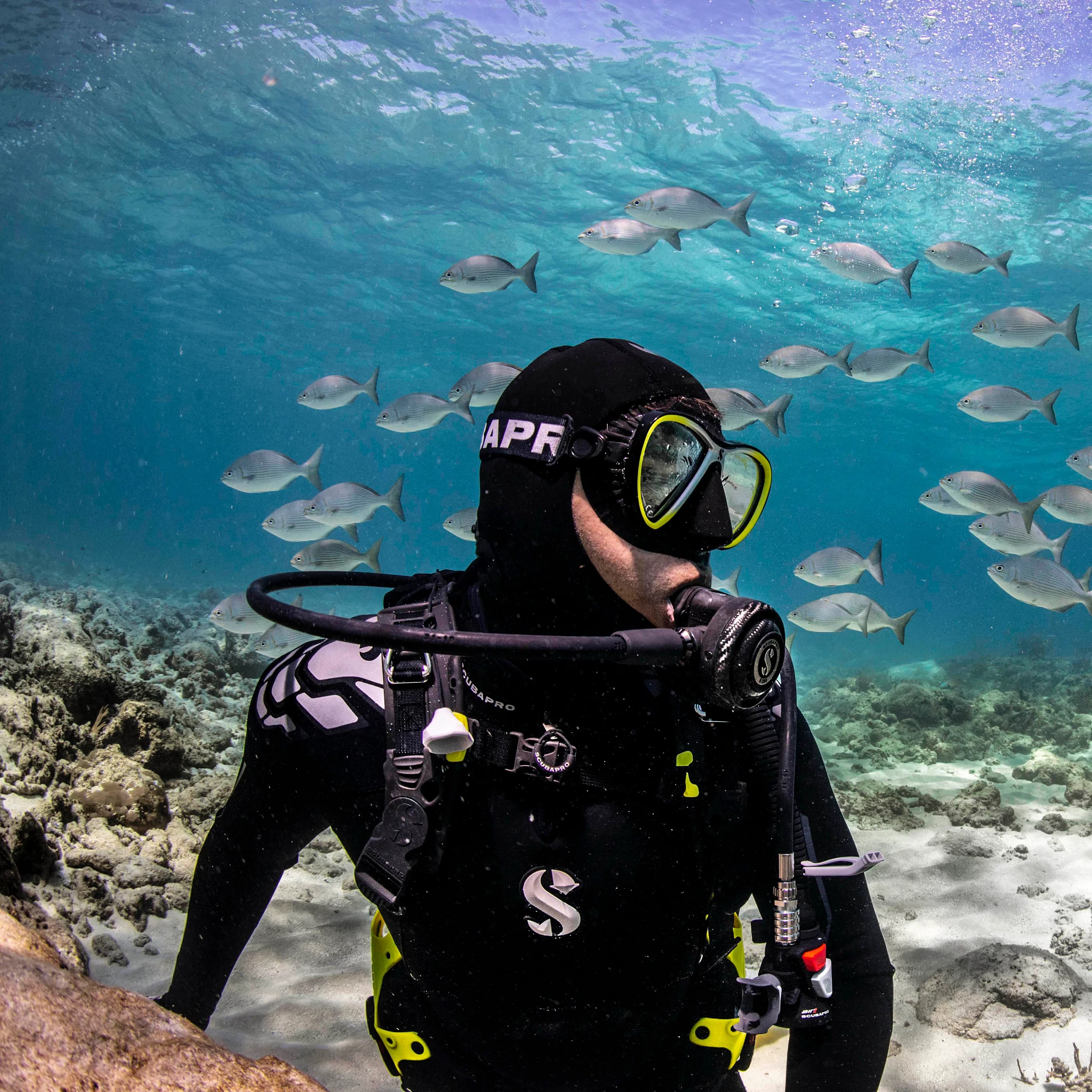 MK25 Evo BT/G260 Carbon Dive Regulator System - SCUBAPRO