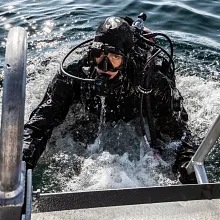 Galileo HUD Hands-Free Computer Frameless Mask, Black - SCUBAPRO