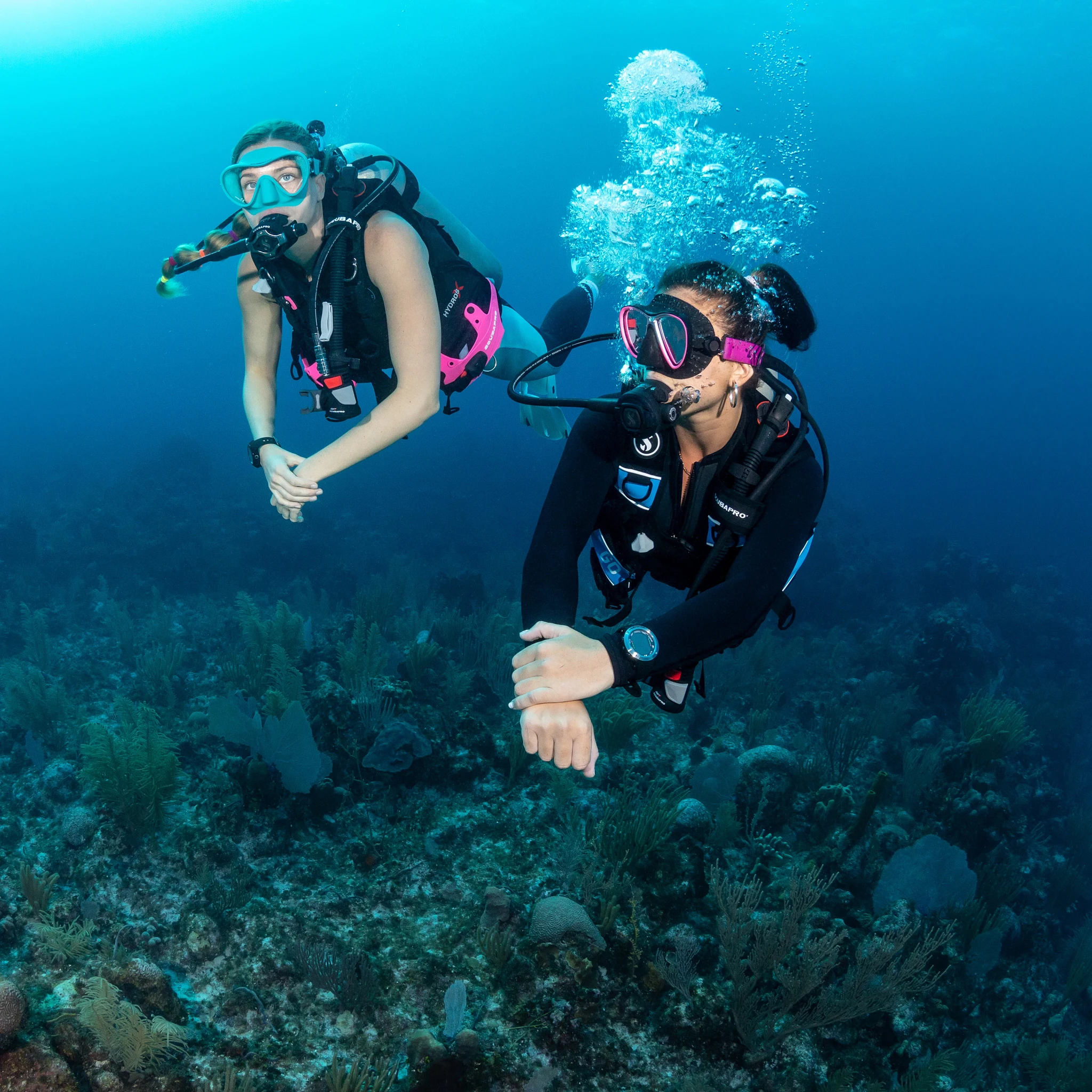 Everflex YULEX® Dive Hooded Vest, Women, 5/3mm - SCUBAPRO